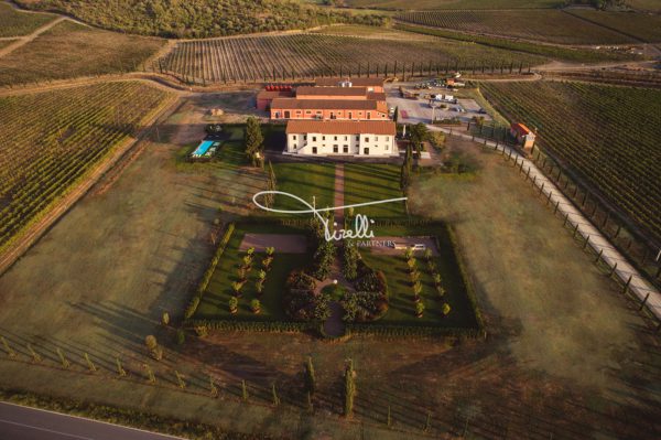 Tirelli & Partners | Leading Estates of the World